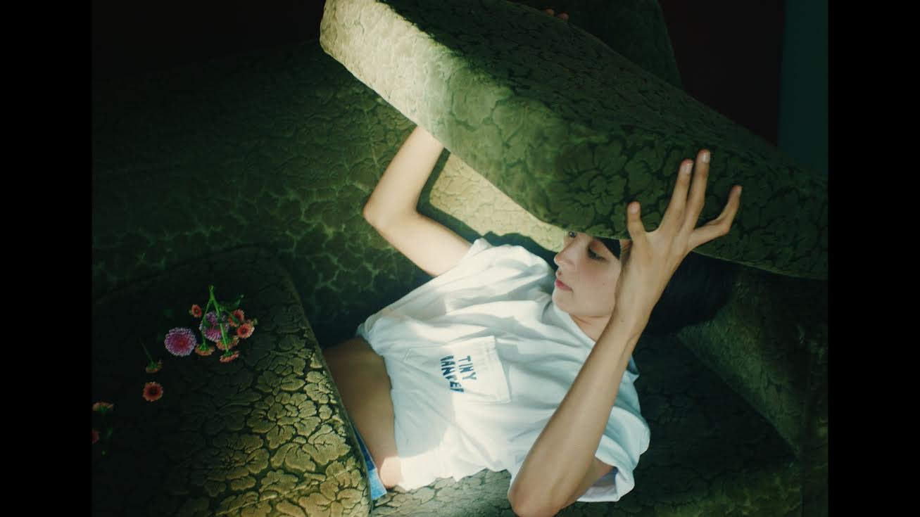 【切なさMAX】Chara×満島ひかり×岸田繁の豪華コラボ！ 『Tiny Dancer』MVが公開されました | Pouch[ポーチ]